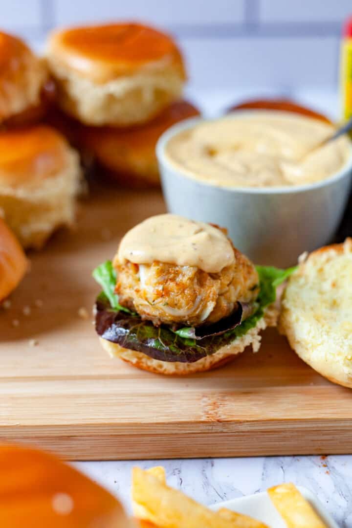 Maryland Backfin Crab Cake Sliders - On Ty's Plate